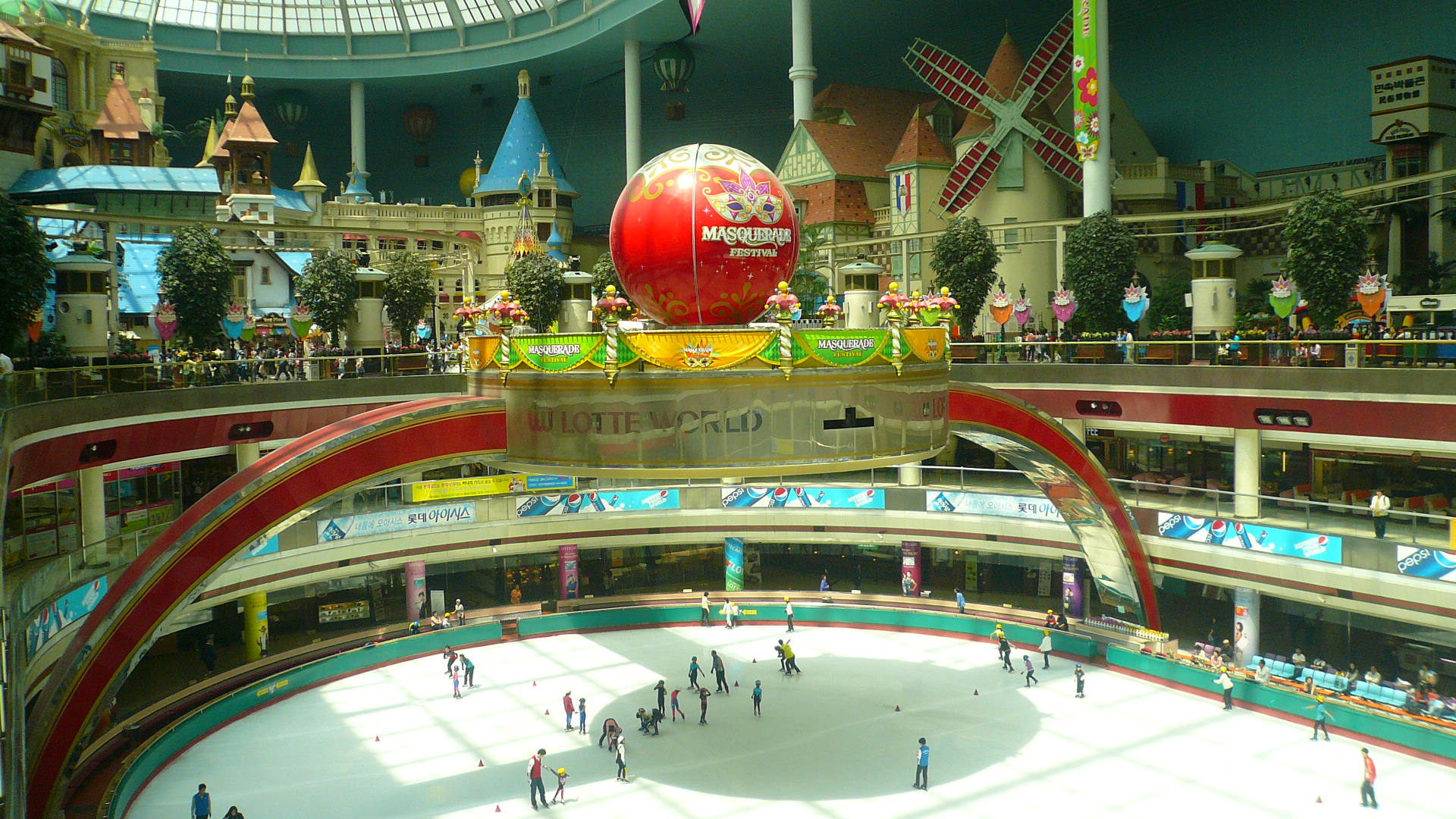 Lotte World 2 – Travel World Heritage